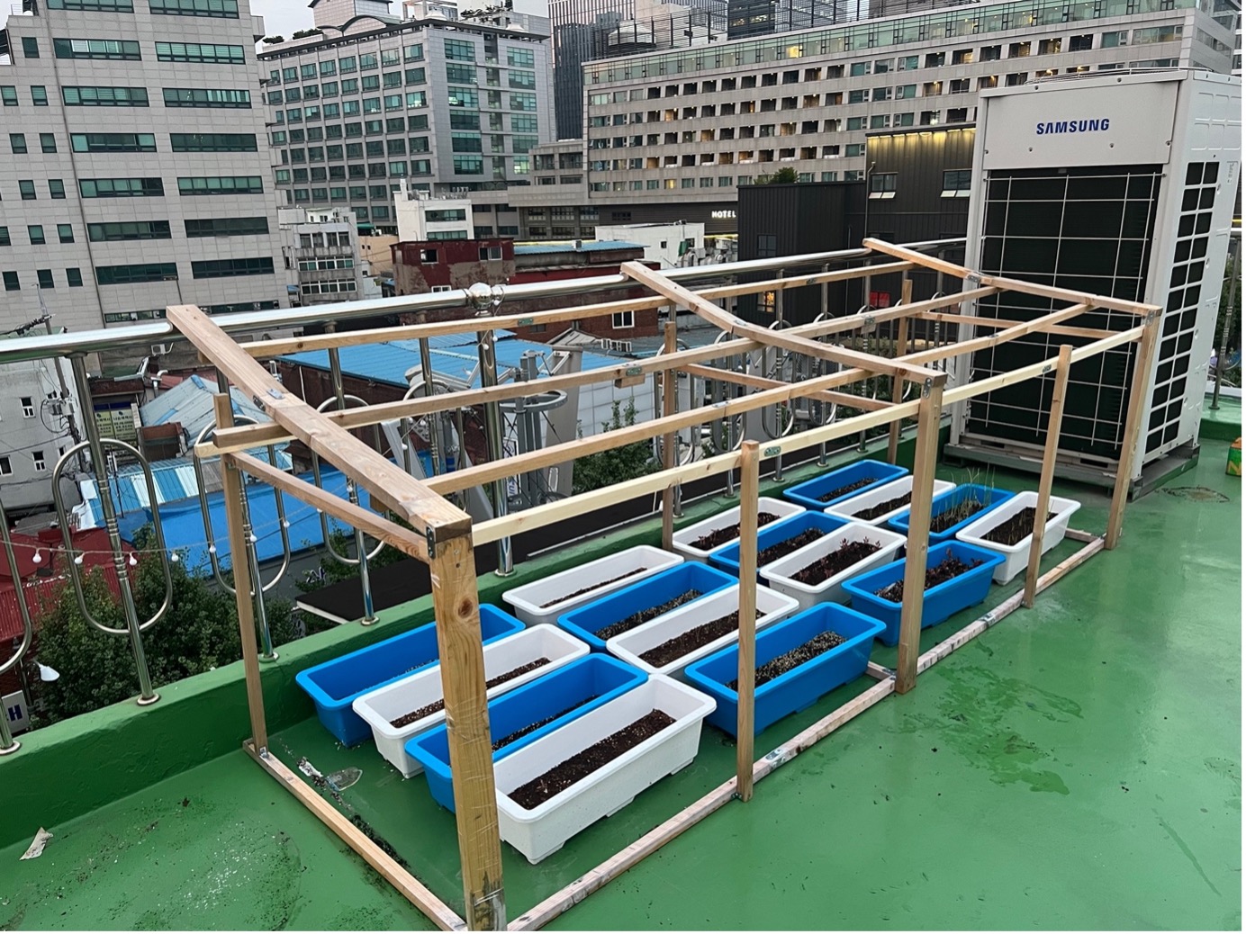 IoT-Based Urban Mini Smart Farm